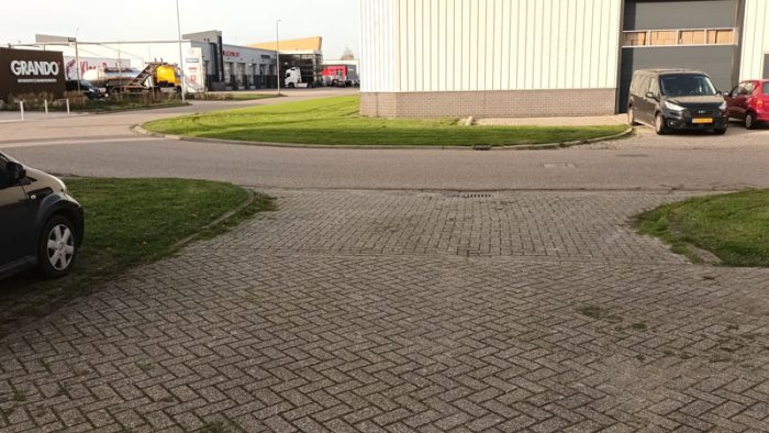 Wat is een in- uitrit en hoe herken je het? - Rijbewijshulp.nl